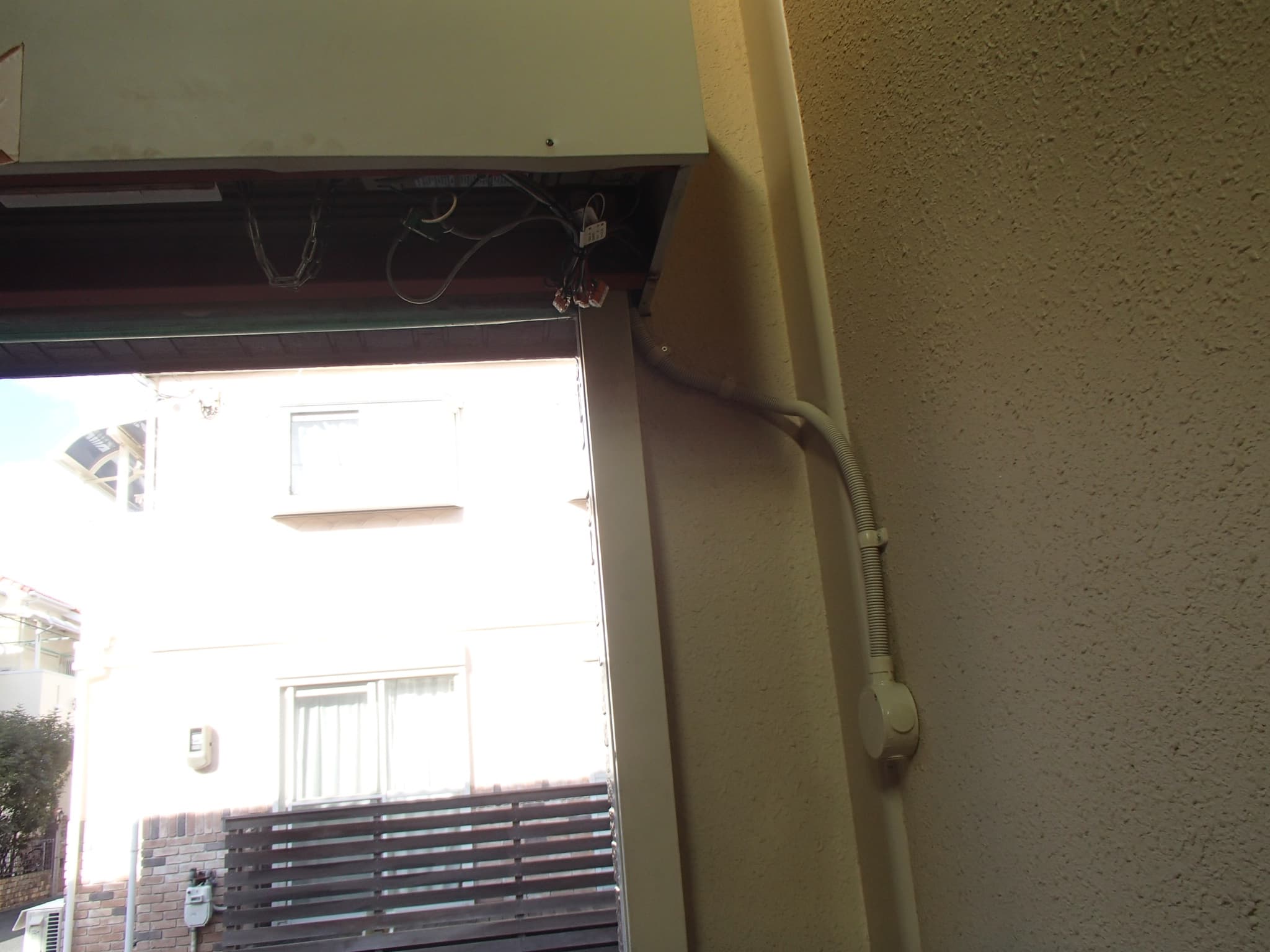 シャッターのリモコン修理@松原市 ハーモニーHR3XGに併設 | Shutter-Direct.com